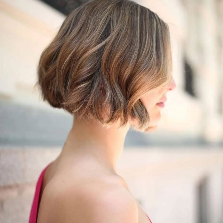 40 Chic Short Bob Haircuts & Hairstyles to Refresh Your Look Instantly