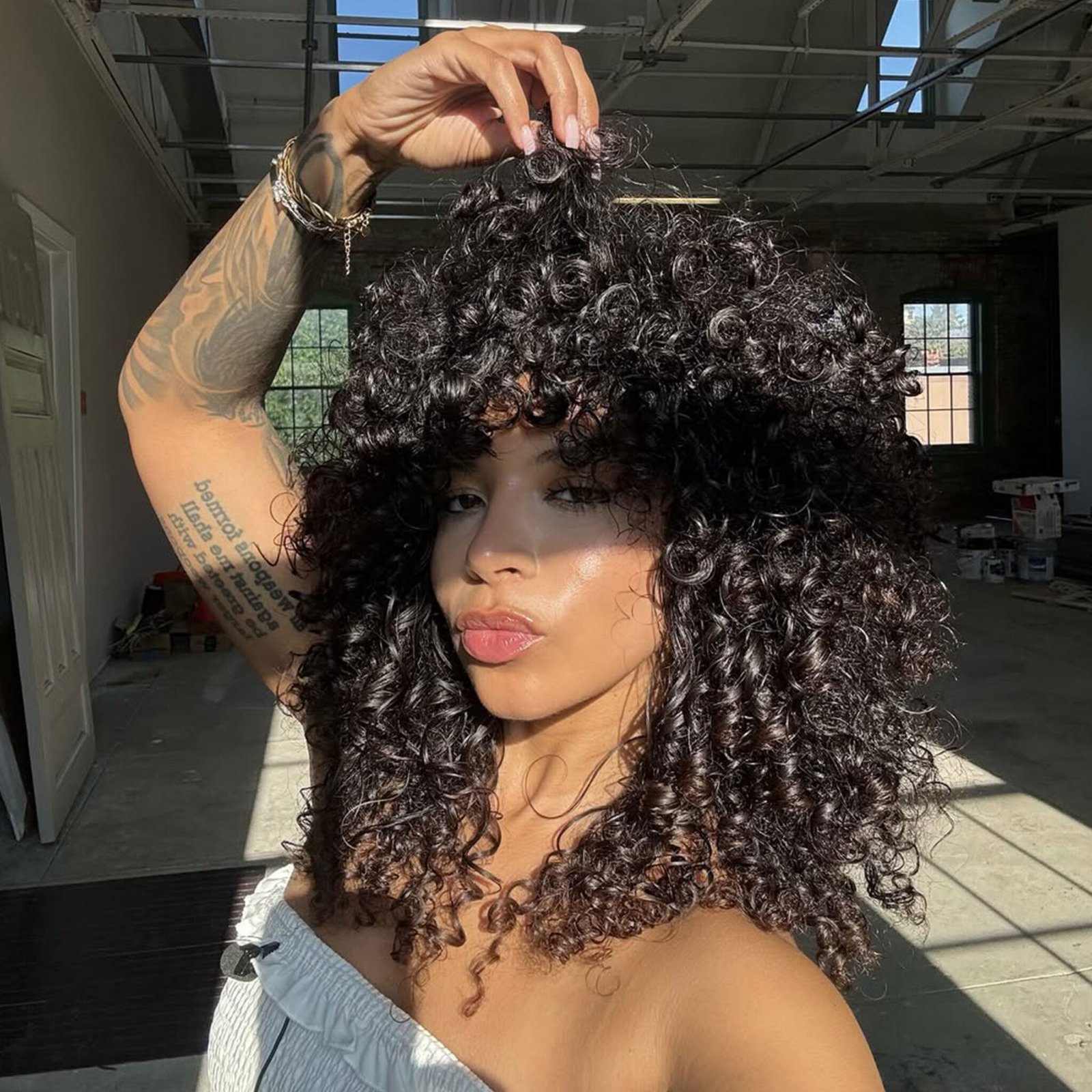 31 Gorgeous Medium-Length Curly Hair Ideas You’ll Love