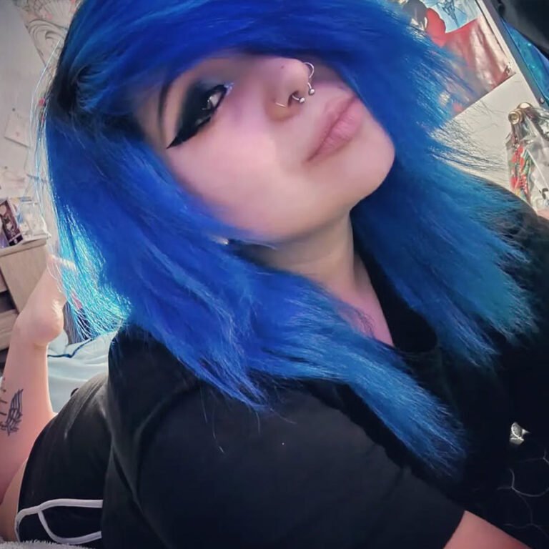 25 Creative and Emotional Emo Hairstyles for Girls That Express True ...